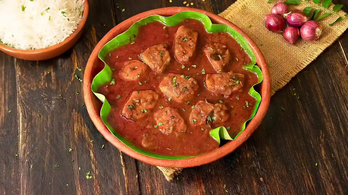 Seer Fish Curry Recipe | Vanjaram (Surmai) Fish Curry Indian Style